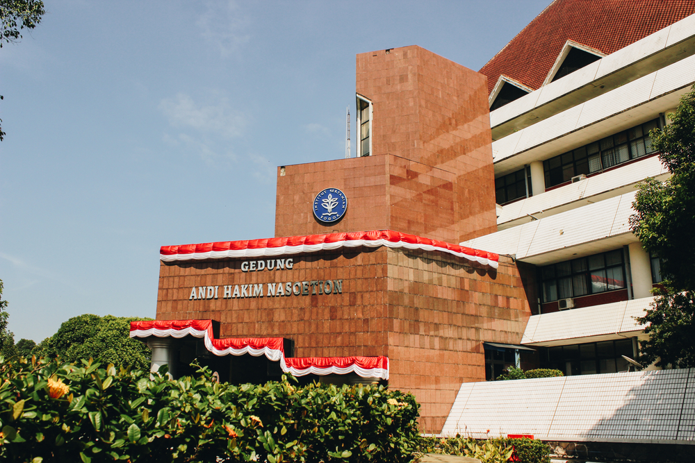 10 Kampus Indonesia yang Masuk Dalam QS World University Ranking - GoodStats